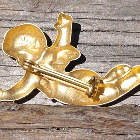 Jewelry | Vintage Gold Cute Cherub Baby Angel Pin | Poshmark